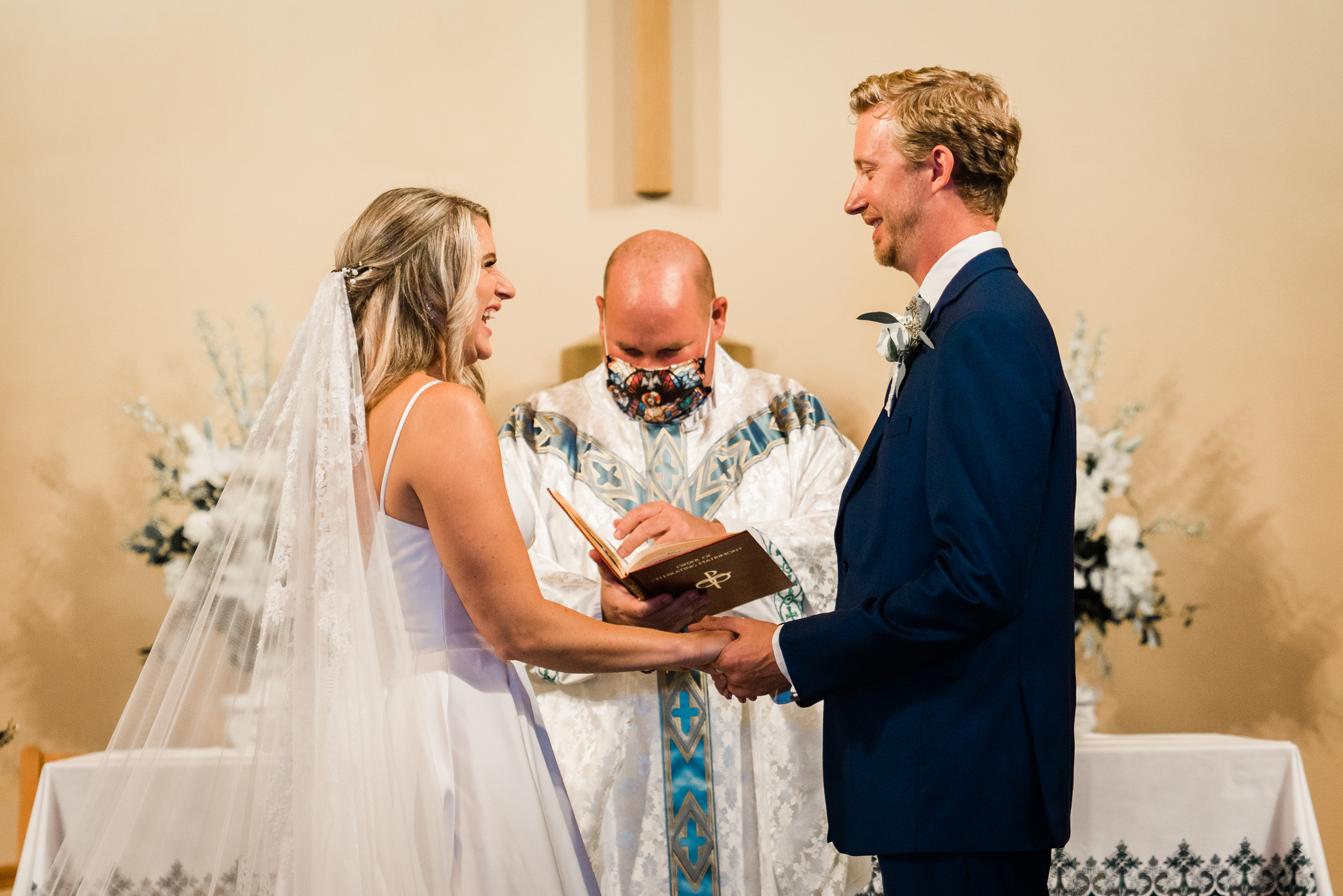 Intimate Rehoboth Beach Wedding | Chelsea + Conway ...