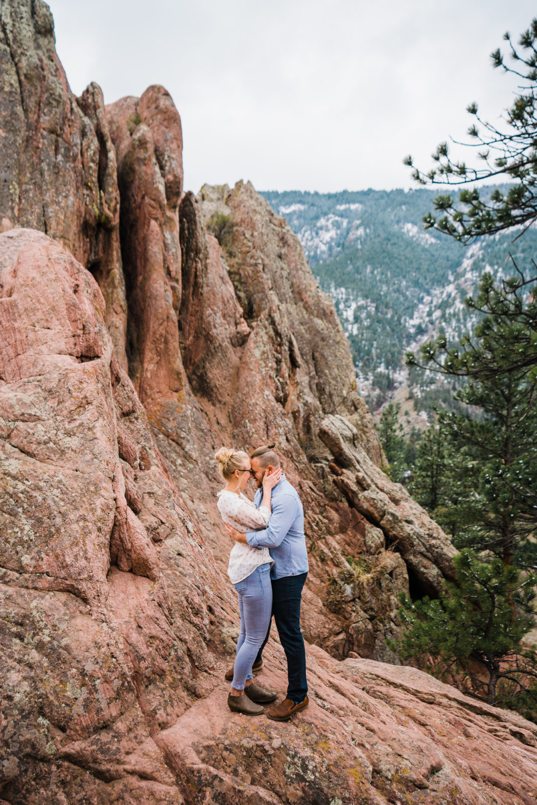 Anniversary Photos in Boulder, Colorado | Red Rocks Trail | Gordon ...