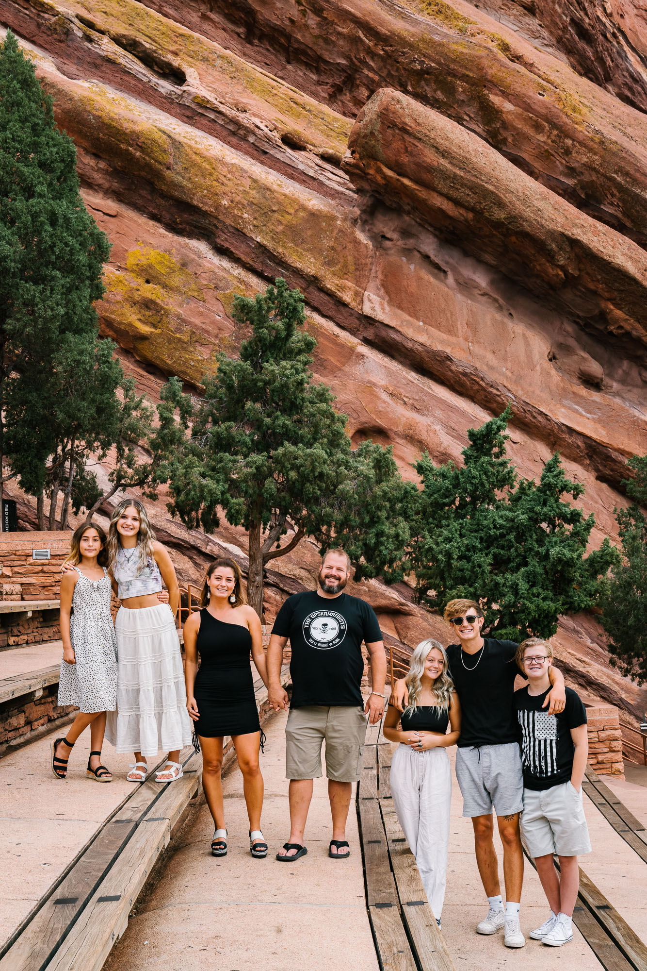 Family Photos at Red Rocks, Colorado - Colorado Wedding and Elopement ...