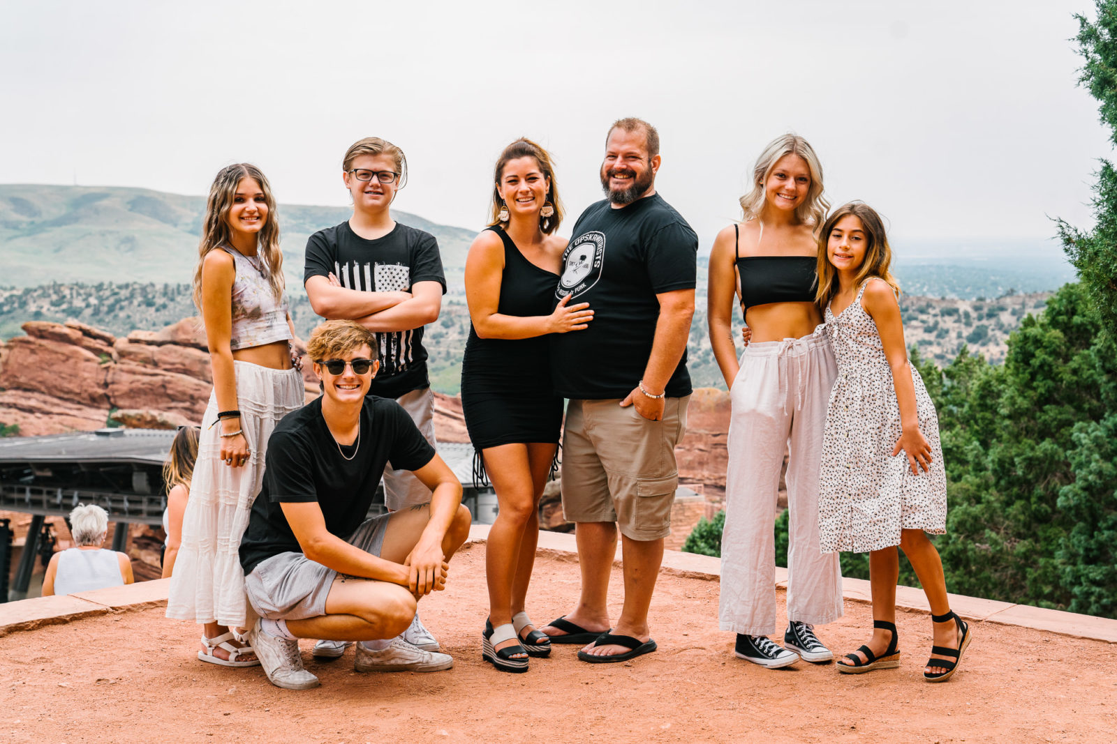Family Photos at Red Rocks, Colorado - Colorado Wedding and Elopement ...